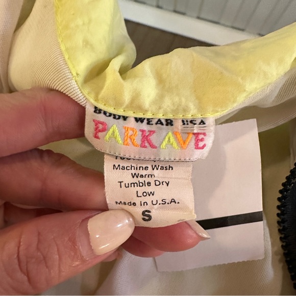 Gecko Hawaii | Jackets & Coats | Vintage Gecko Hawaii Neon Yellow ...